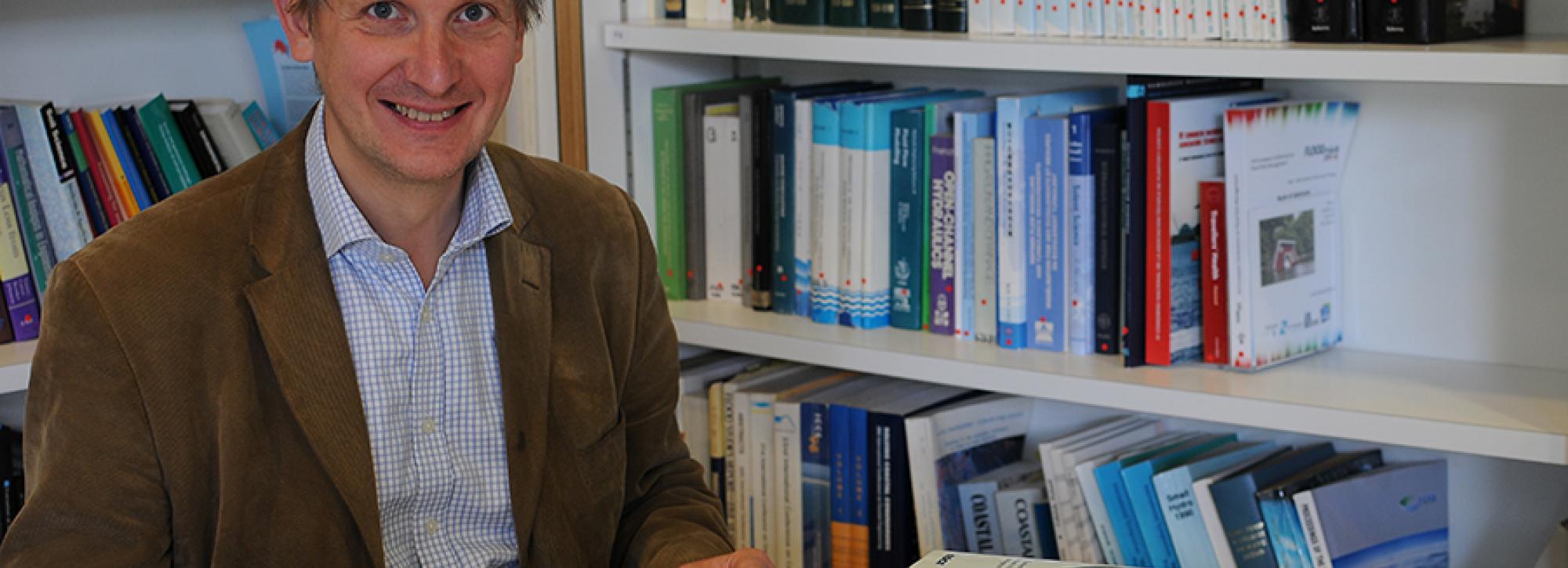 John Harris appointed RAEng Visiting Professor to UCL | HR Wallingford